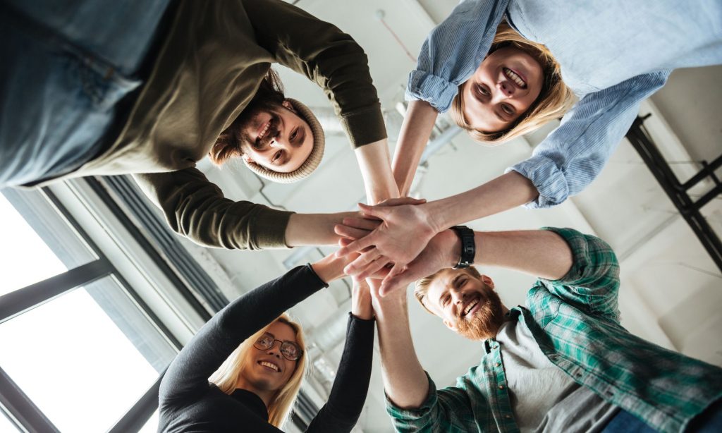 13 Ideias de atividades de team building para todos os orçamentos ...